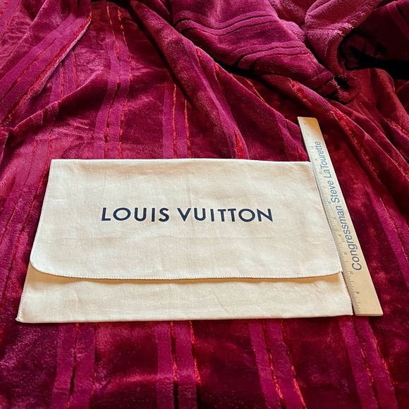 Louis Vuitton | Other | Authentic Louis Vuitton Dust Cover | Poshmark